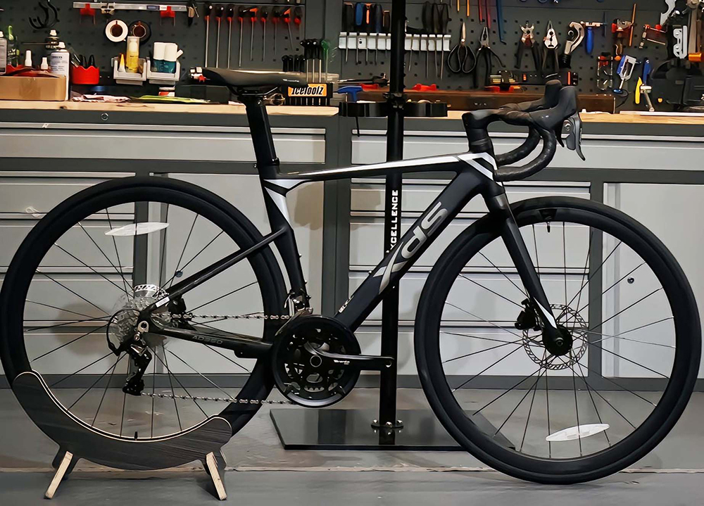 Mua bán Xe đạp đua XDS AD350 2025 giá rẻ, chính hãng